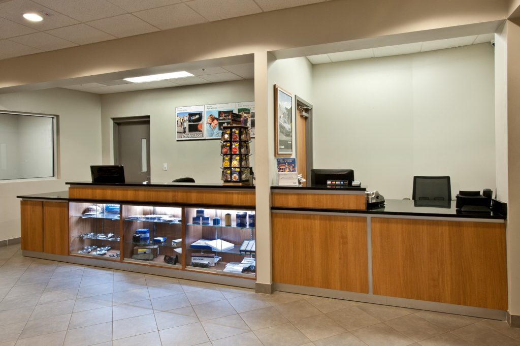 lakeland-hyundai-retail-sales-counter | Spacewerks